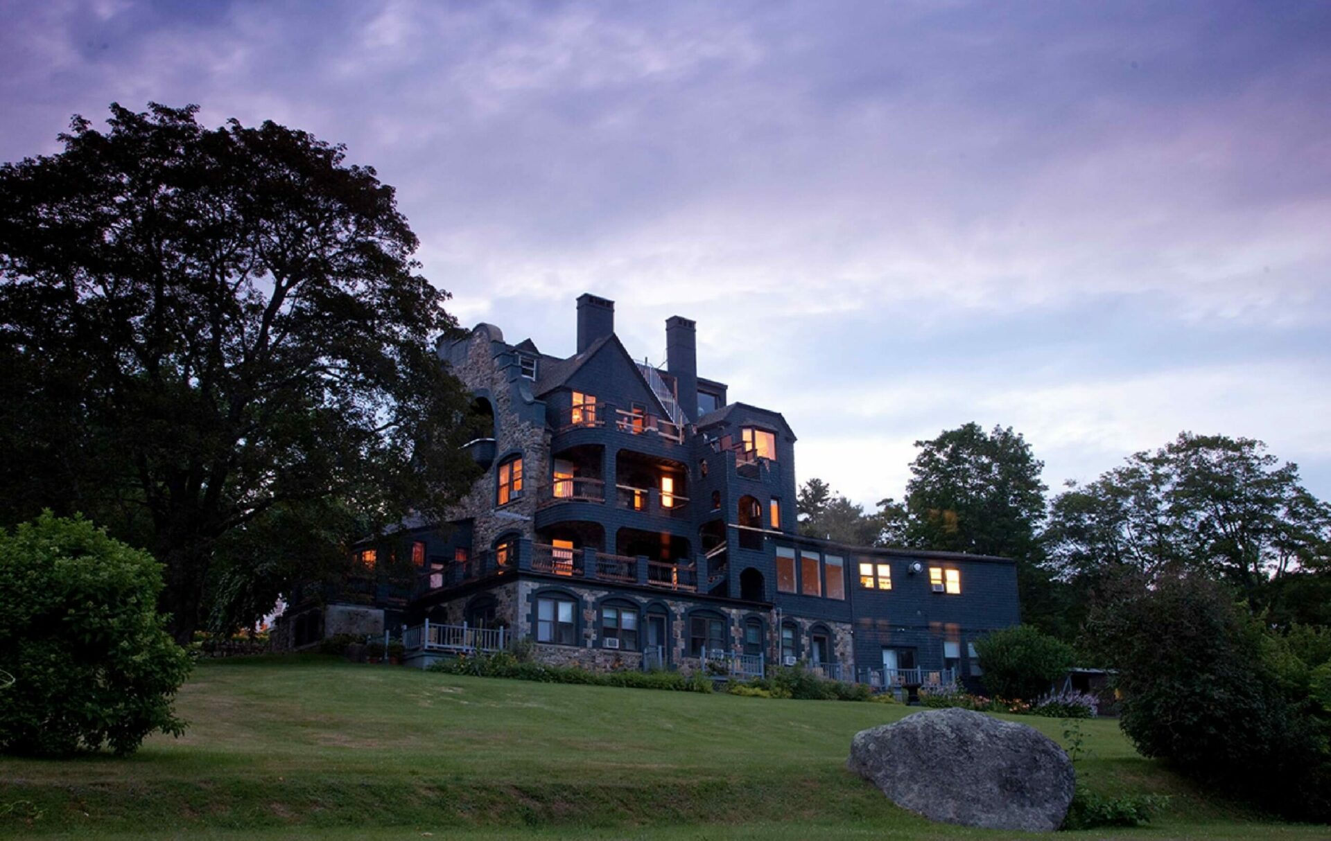 The Norumbega I Press Room